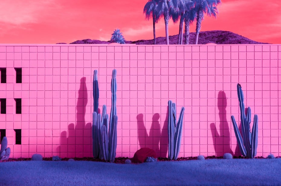 Trippy psychedelic photos from the Californian desert