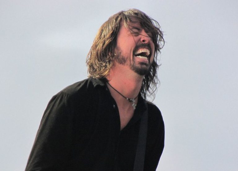 Watch Dave Grohl join Wet Leg on stage at Coachella