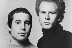 Watch Simon & Garfunkel reunite for the first time on SNL in 1975