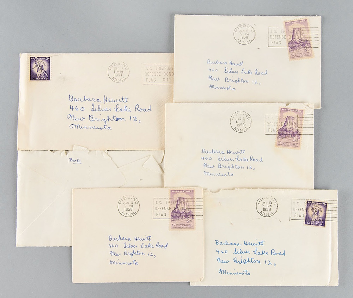 Bob Dylan's love letters go up for auction
