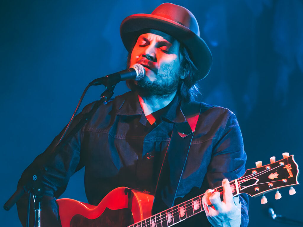 Wilco's Jeff Tweedy announces solo tour with Case Oats