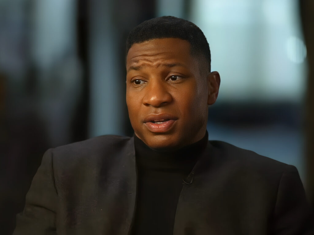 Watch Jonathan Majors fall out of window on Daily Wire movie set