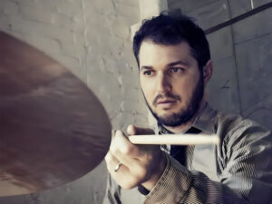 Who is the new Oasis drummer?
