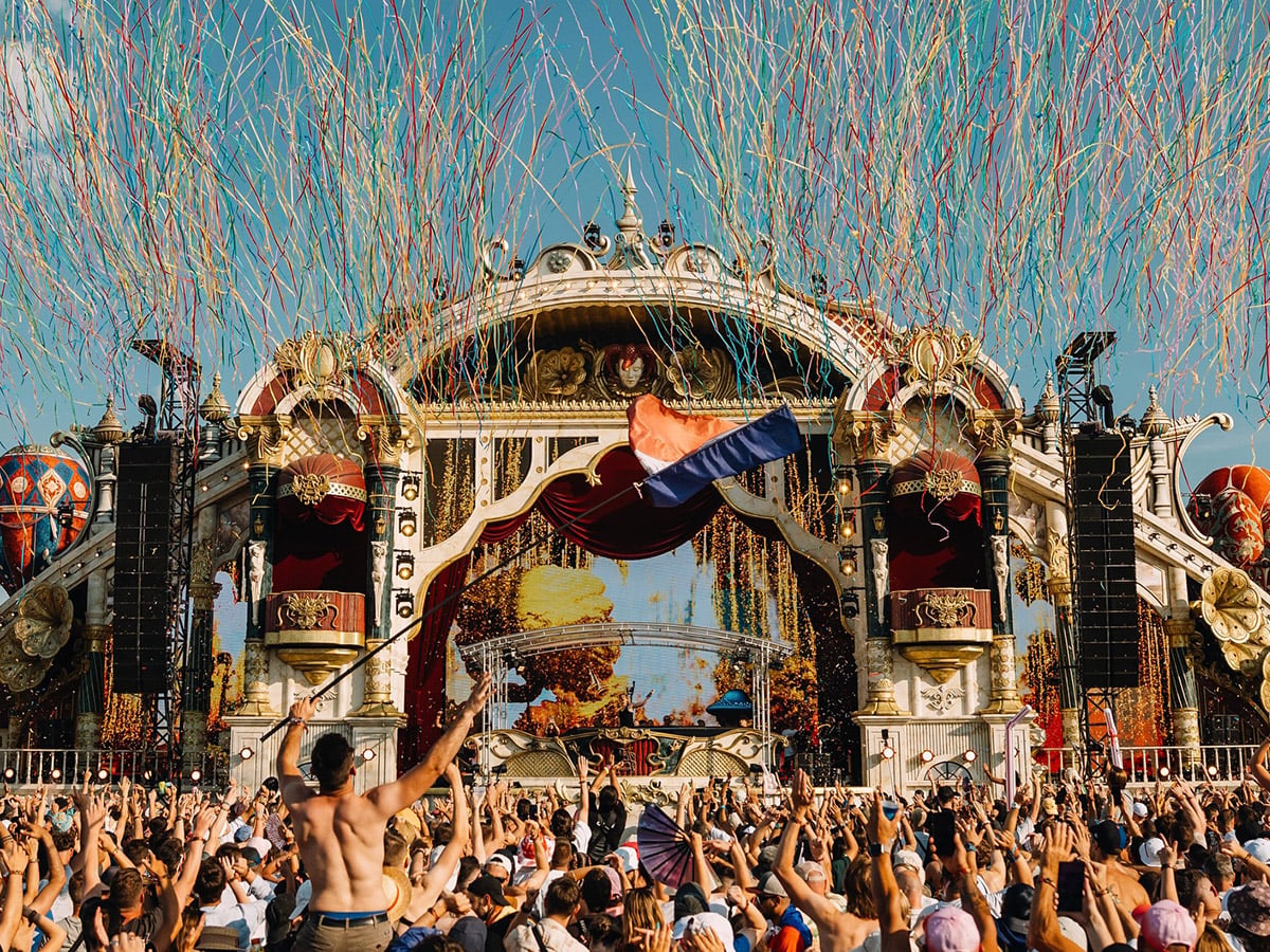 Tomorrowland completes building new main stage following fire