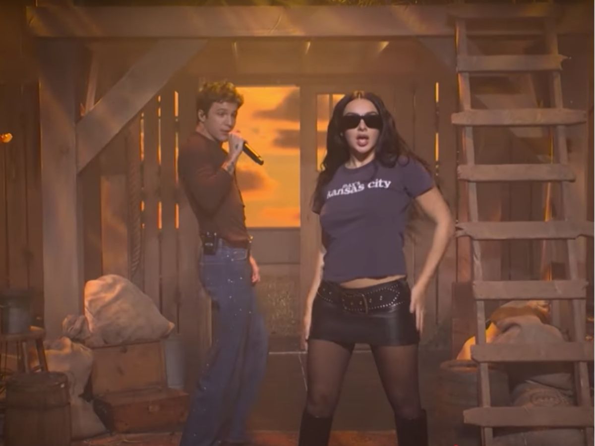 Watch Charli XCX join Role Model on 'Saturday Night Live'