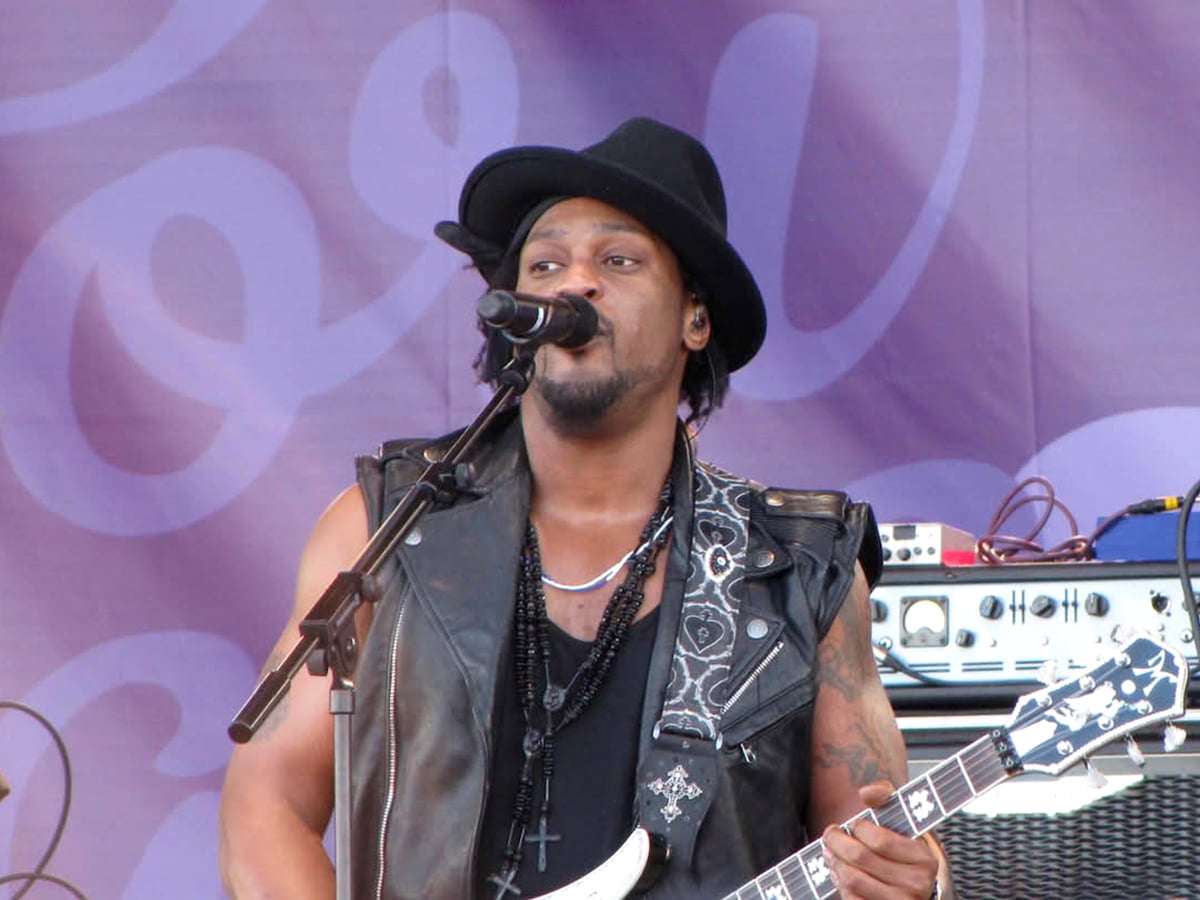 Soul icon D'Angelo dead at 51