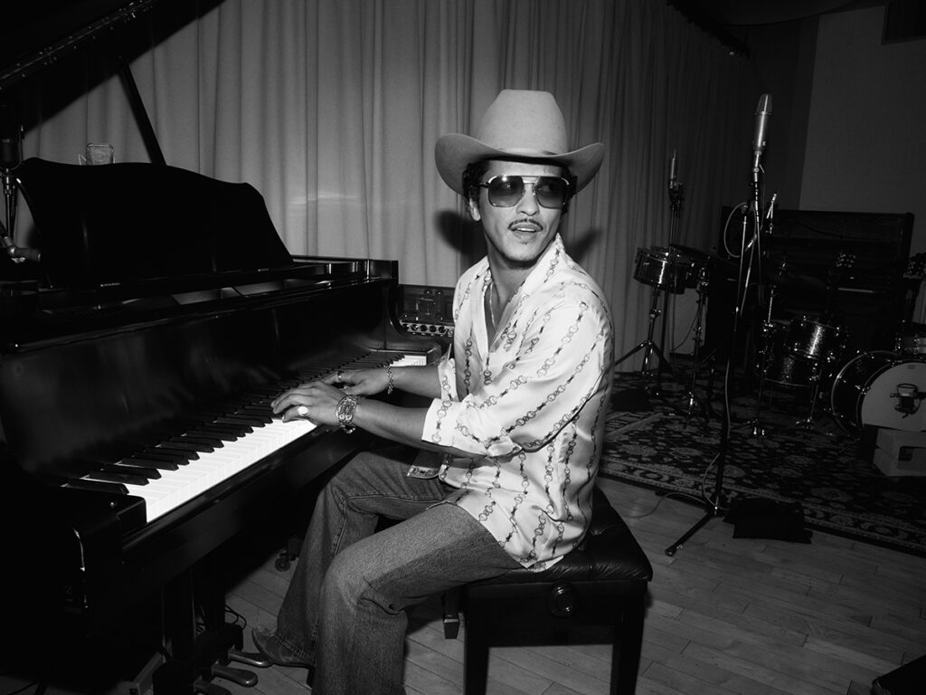 Bruno Mars breaks record for most tickets sold in a day