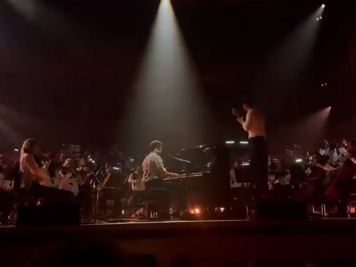 Watch Harry Styles cover 'Bridge Over Troubled Water' at Meltdown